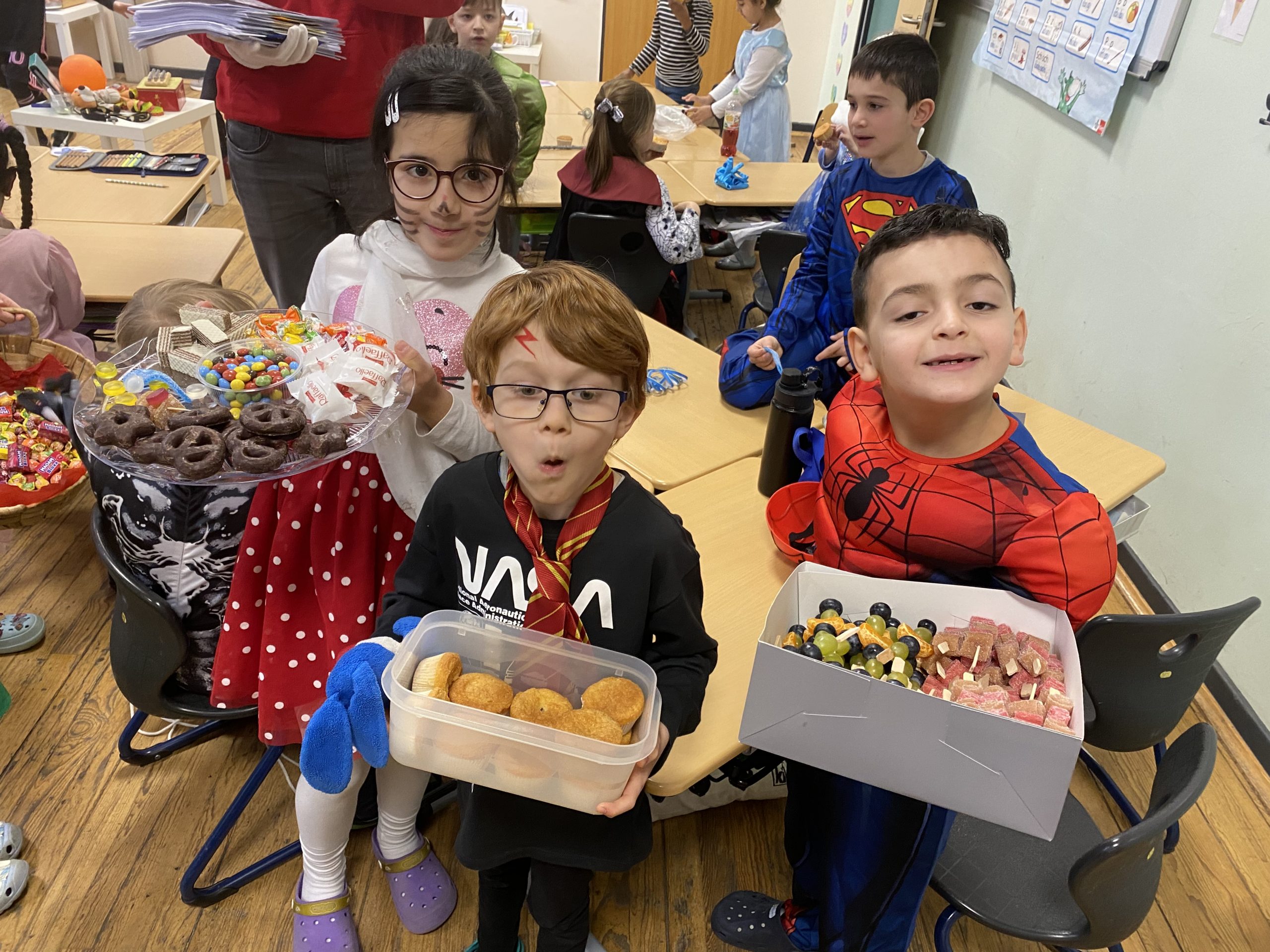 Karneval an der Grundschule Hochlarmark! - Grundschule Hochlarmark